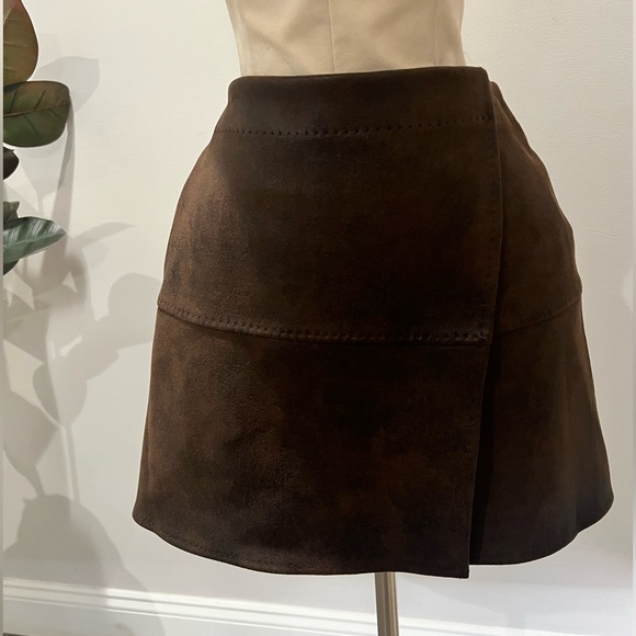 Max Studio | Skirts | Max Studio Mini Skirt | Poshmark